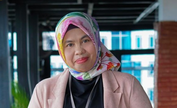 Eni Nur Ifati, VP Head of External Communication Indosat Ooredoo Hutchison: Penuh Petualangan ...